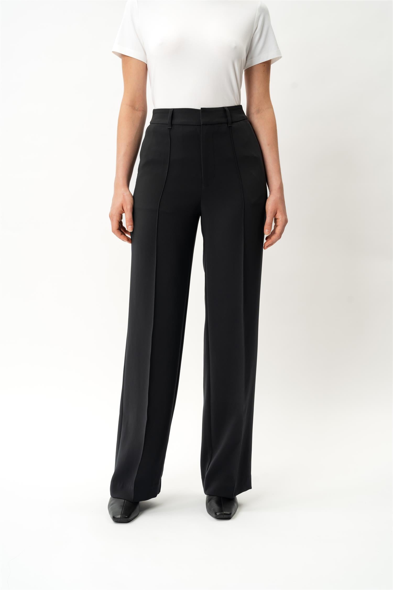 Ninepine – Strique & Mique